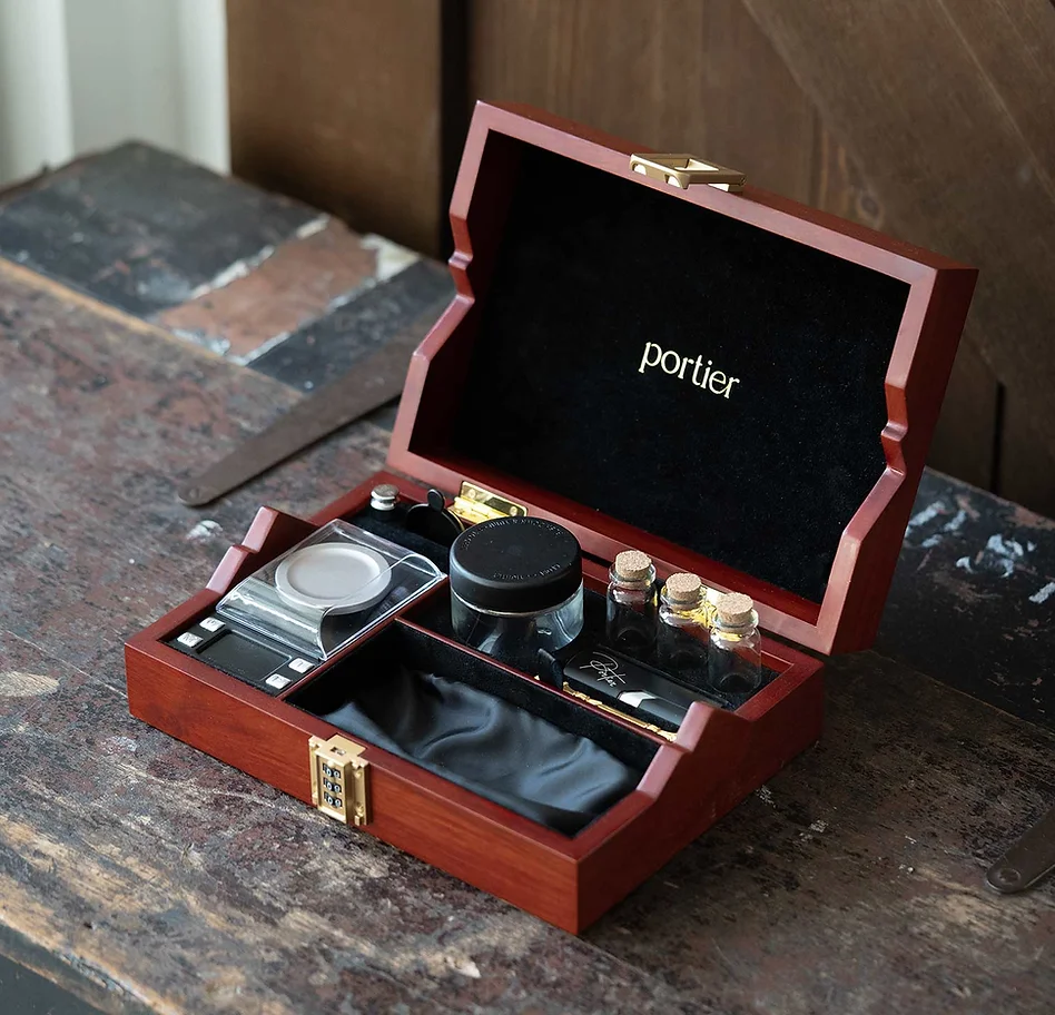 Premium Wooden Storage Case for Psychedelics | Portalcase